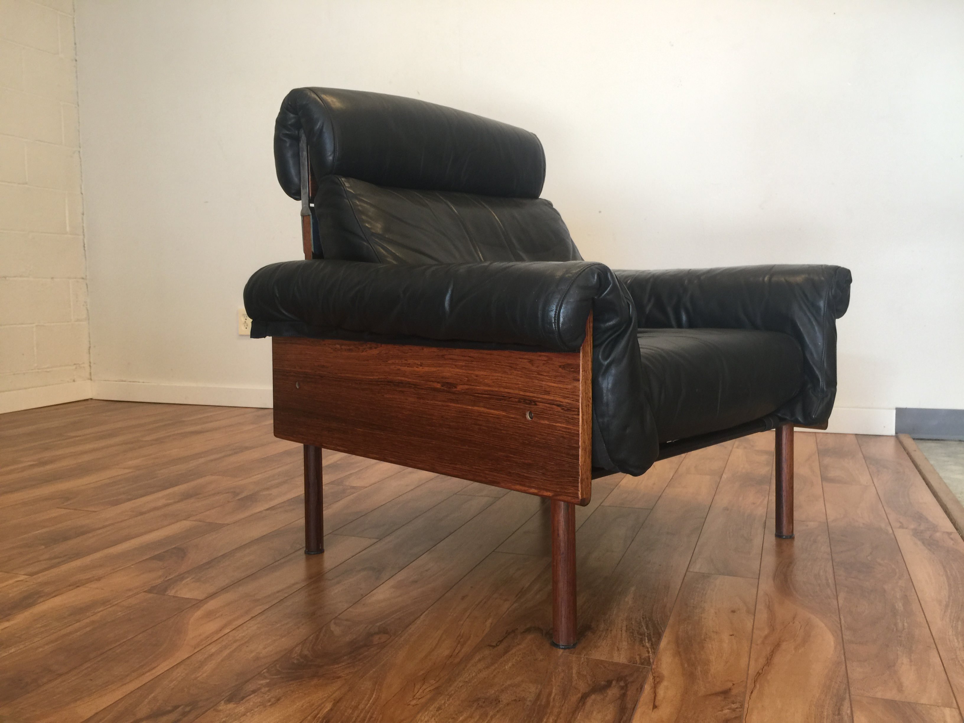 SOLD - Ateljee Mid Century Lounge Chair - Modern to Vintage